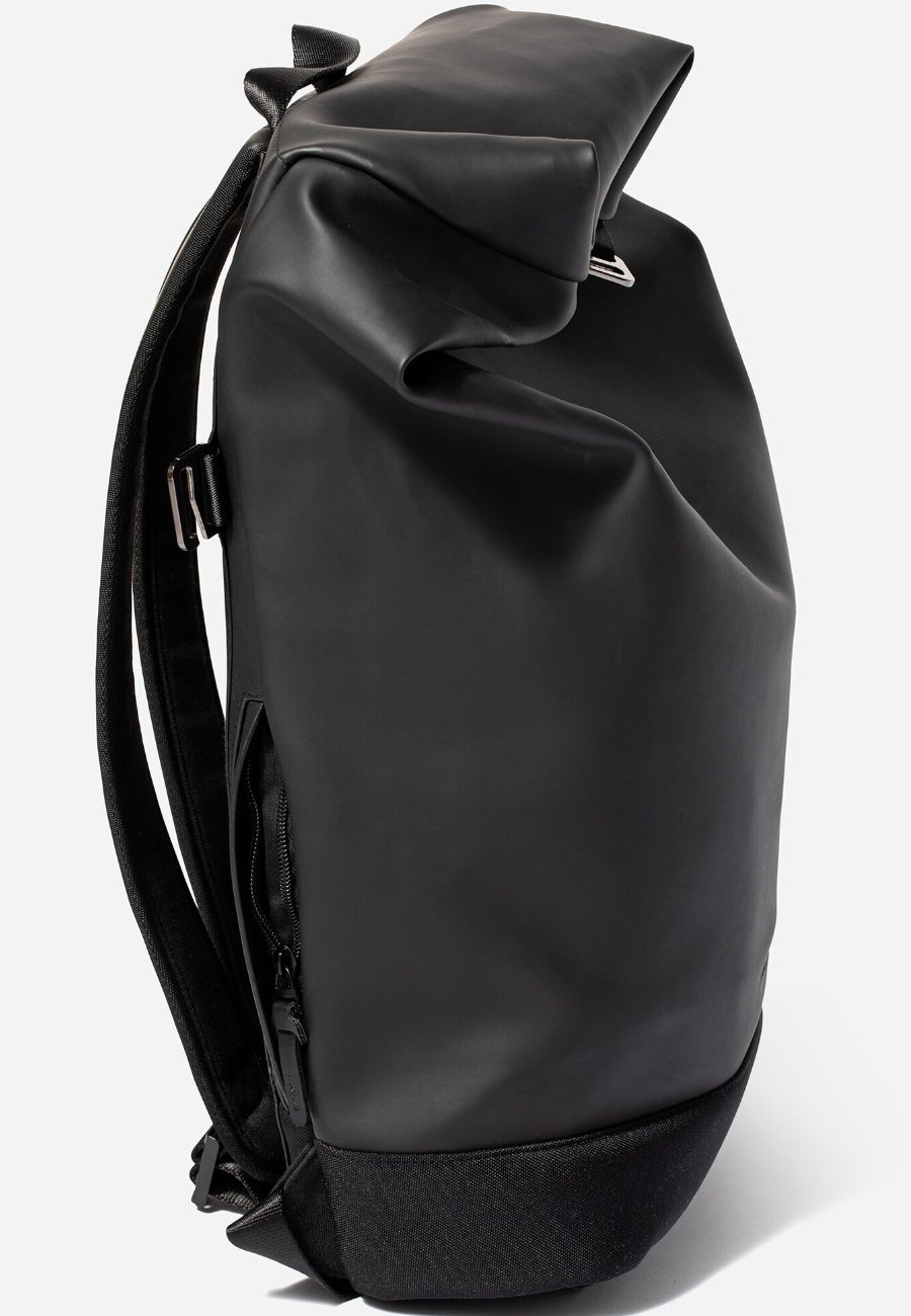 Trendy and functional backpack MALMO ROLLTOP black by Tretorn